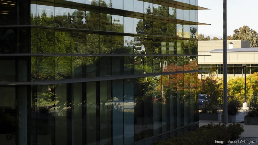 Elon Musk's xAI expands in Palo Alto with 105,000-sq-ft lease - Silicon ...