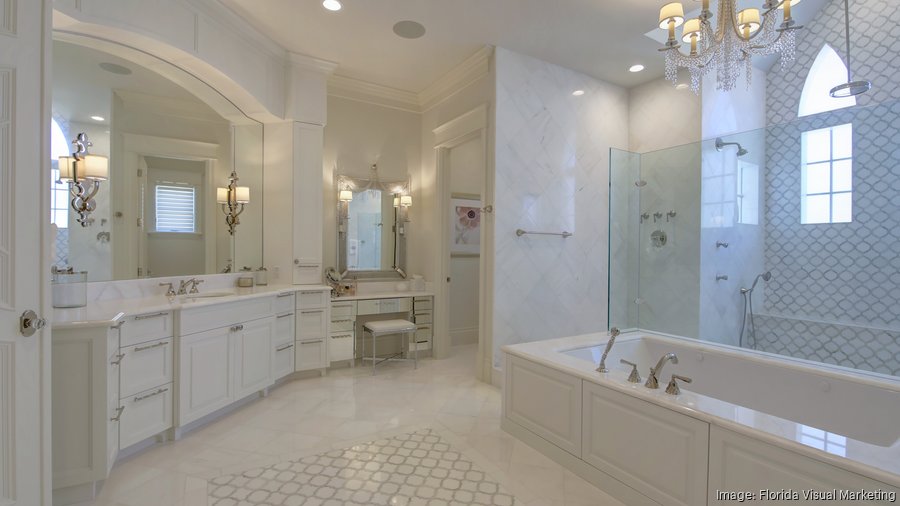 Ben Mallah lists Ryan Howard's former beachfront mansion for $35M ...