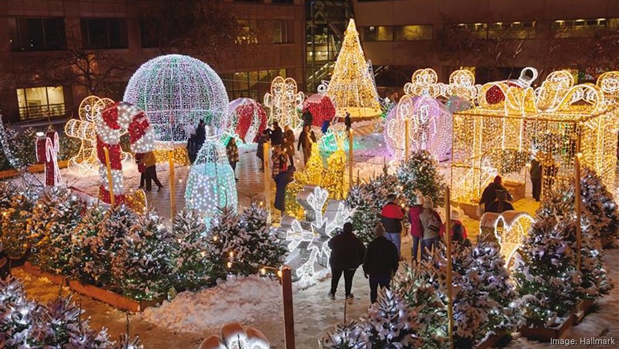Hallmark Christmas Experience draws 200,000 visitors in year two ...