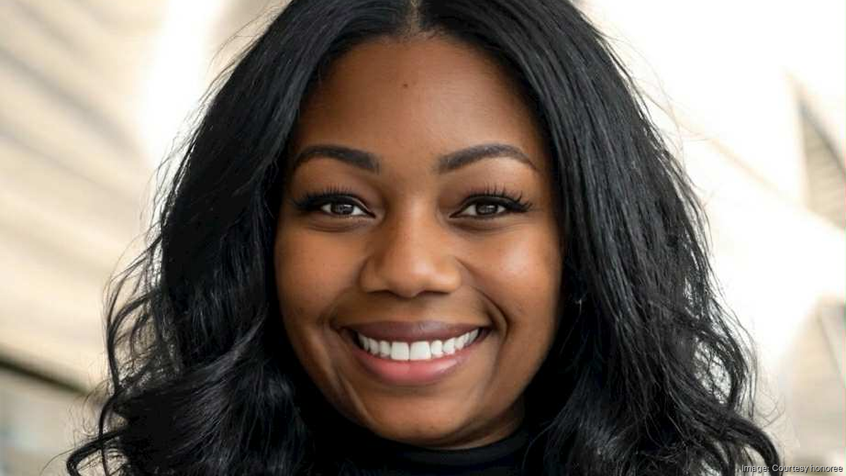 2025 HR Impact honoree Tara Jones of JE Dunn Construction - Houston Business Journal