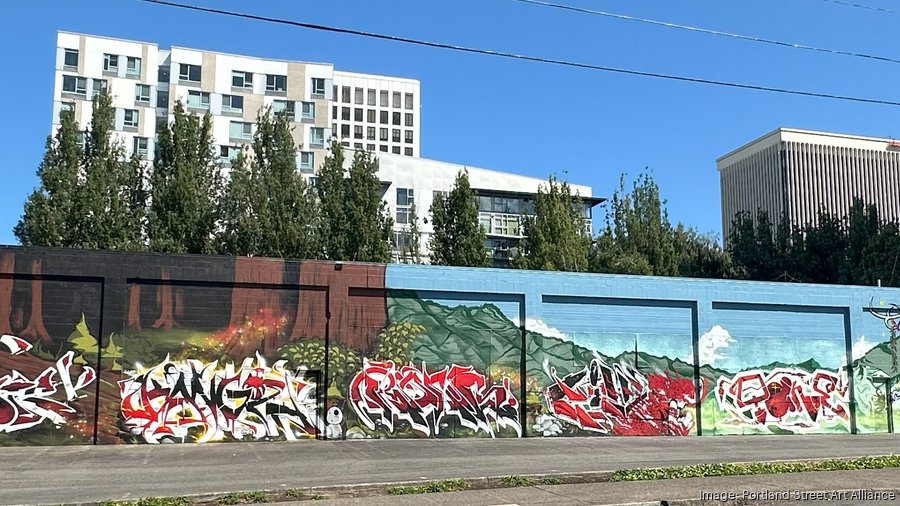 Murals in Lloyd promote community pride, transportation access ...