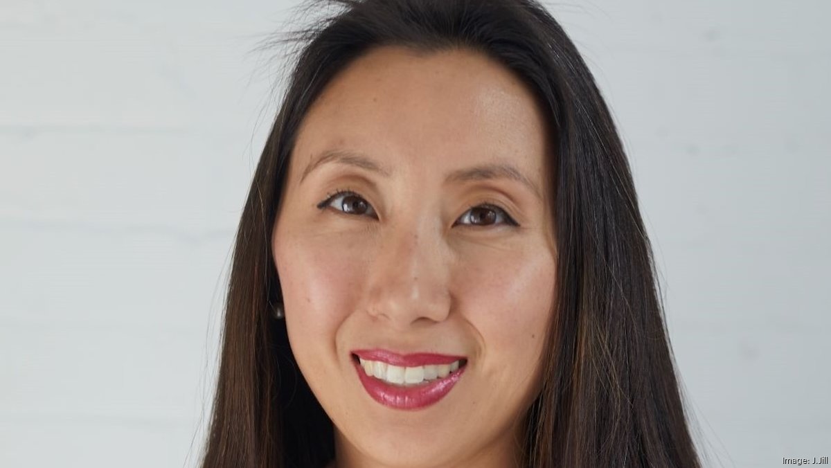 J.Jill taps Viv Rettke for new chief growth officer role - The Business ...