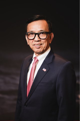 From refugee to recycling entrepreneur: How David Duong drove ...