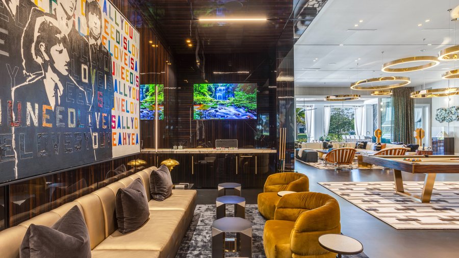 Daniel Dagesse and Elaine Dagesse of DCD Automotive sell Delray Beach ...