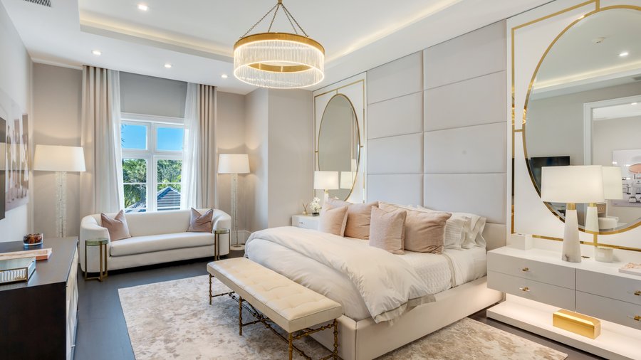 Daniel Dagesse and Elaine Dagesse of DCD Automotive sell Delray Beach ...