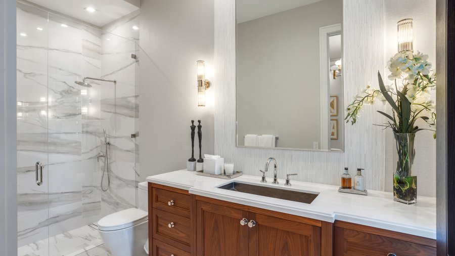 Daniel Dagesse and Elaine Dagesse of DCD Automotive sell Delray Beach ...