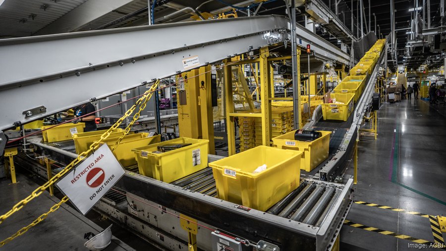 Amazon Oak Creek facility adds 1,500 workers for holiday rush ...