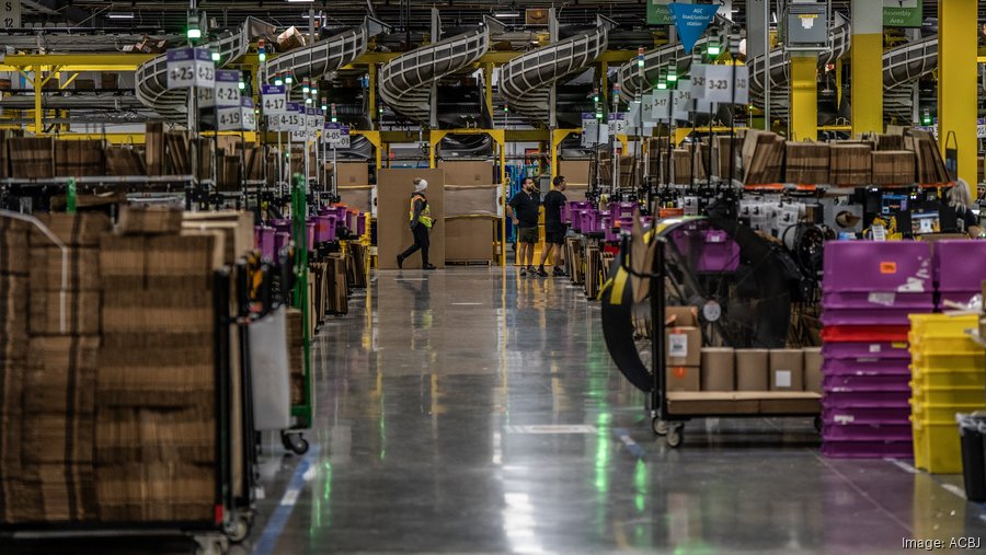Amazon Oak Creek facility adds 1,500 workers for holiday rush ...