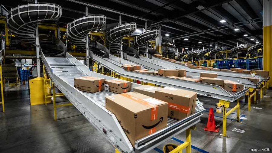 Amazon Oak Creek facility adds 1,500 workers for holiday rush ...