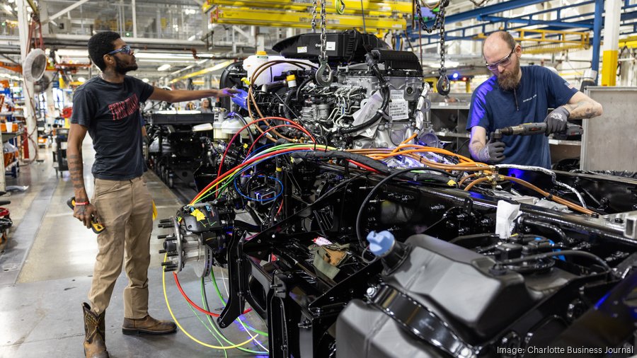Daimler Truck North America builds on manufacturing roots here ...