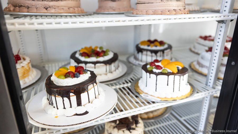 Manolo’s Latin Bakery carries on family legacy - Charlotte Business Journal