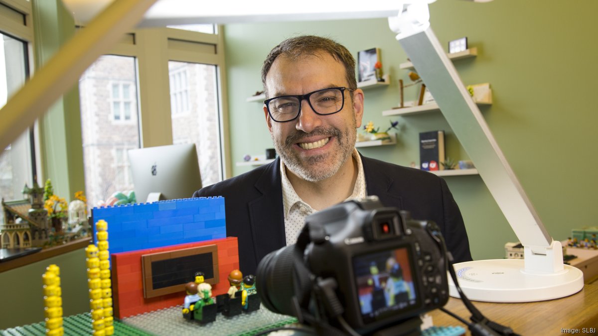 WashU professor uses LEGOs to teach American politics on YouTube - St ...