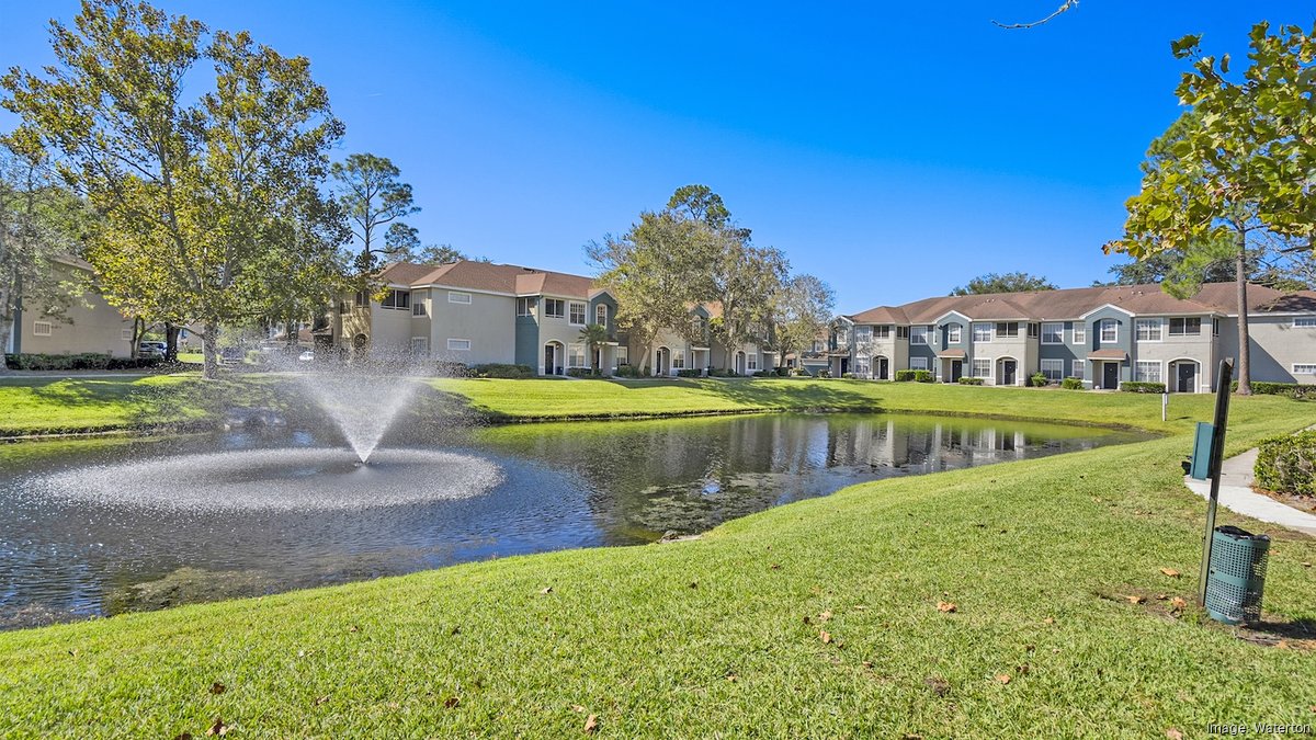 Country Club Lakes apartment community acquired by Waterton ...