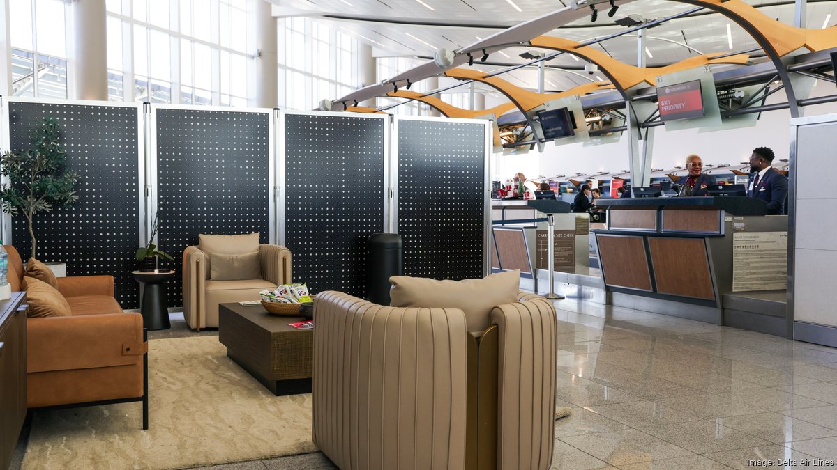 Delta expands premium check-in services - Atlanta Business Chronicle