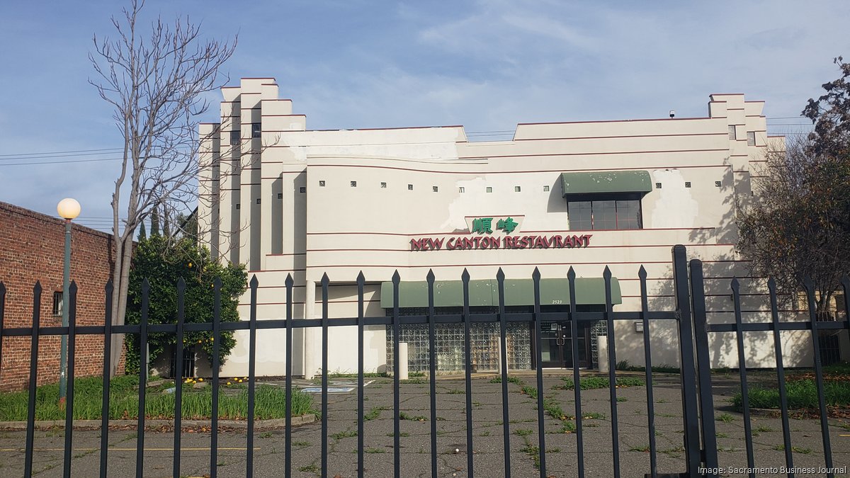 Former New Canton Restaurant building on Broadway hits market ...
