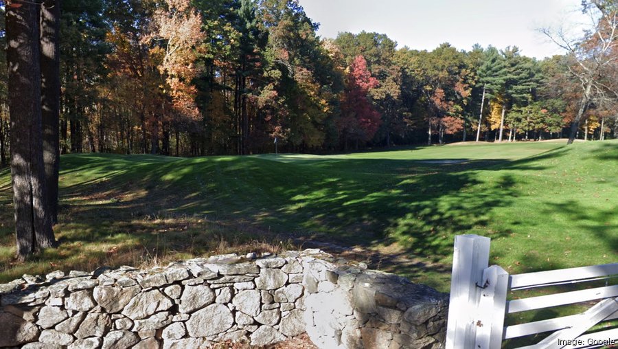 Mass. golf course sold to solar developer - Boston Business Journal