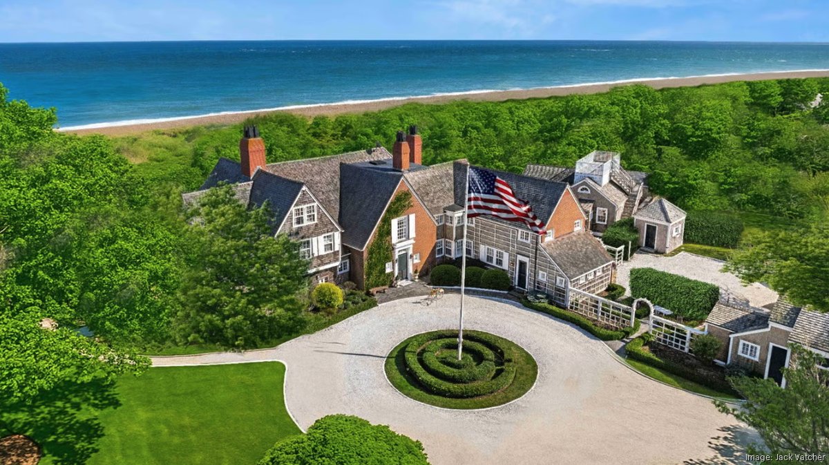 Three-parcel Nantucket property sells for $18 million - Boston Business ...