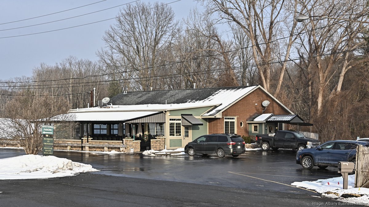 Ravenswood Pub in Clifton Park sold for $2.85M - Albany Business Review