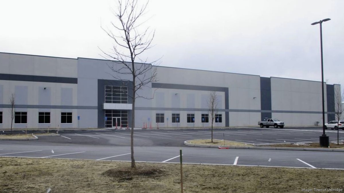 Amazon leases 450,000 square feet in Uxbridge distribution center ...