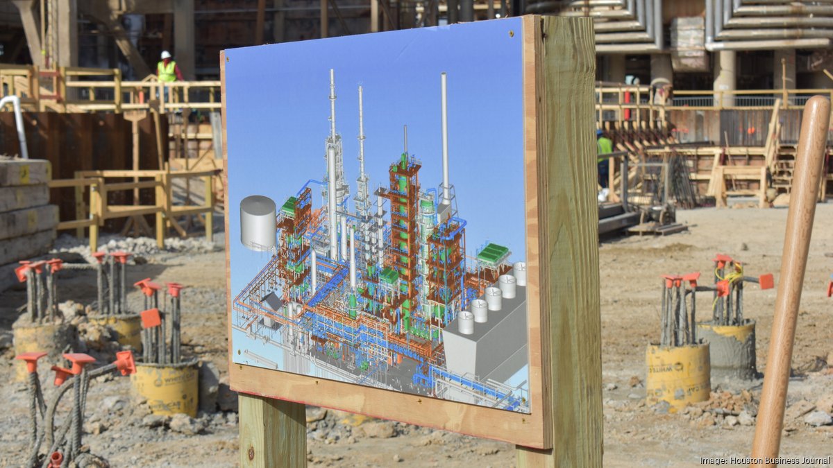 Exxon Mobil breaks ground on Baytown refinery renovation - Houston ...