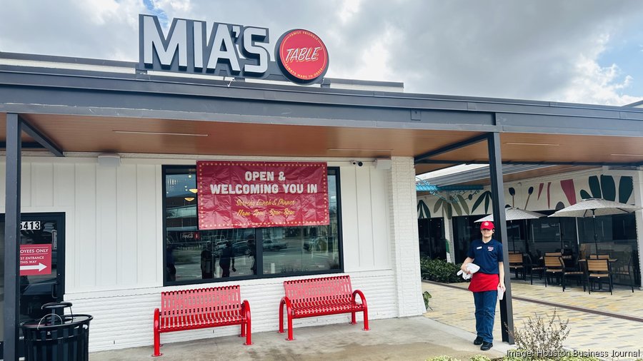 Mia's Table neighborhood restaurant opens Bellaire location - Houston ...