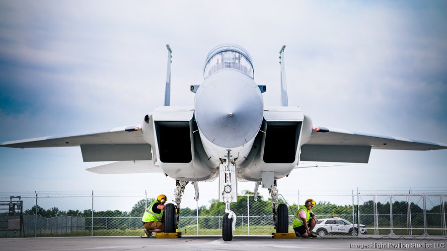 Boeing snags $2.8B contract to upgrade St. Louis-made F-15s for South ...