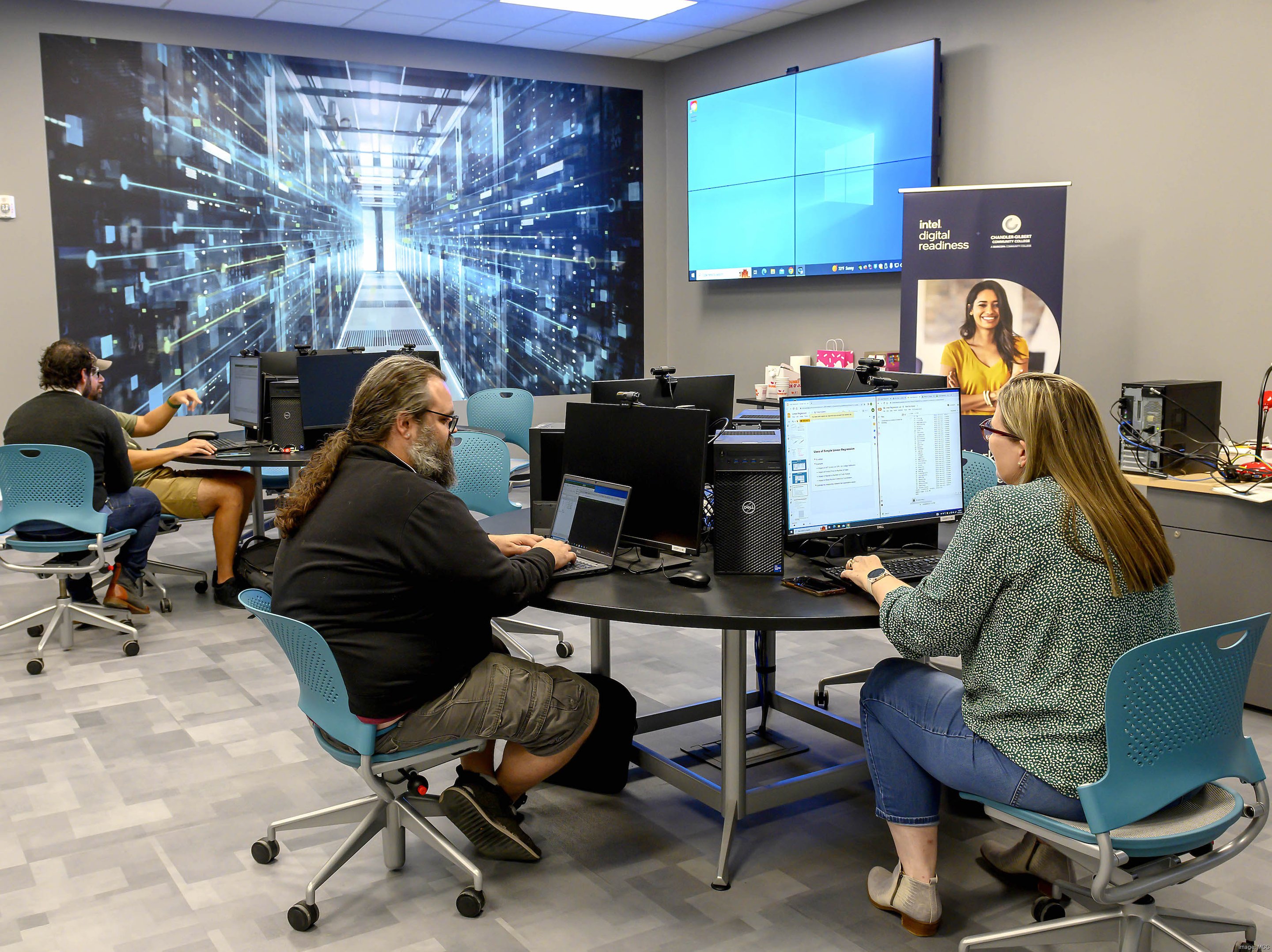 How Maricopa Community Colleges and Intel are advancing AI education ...