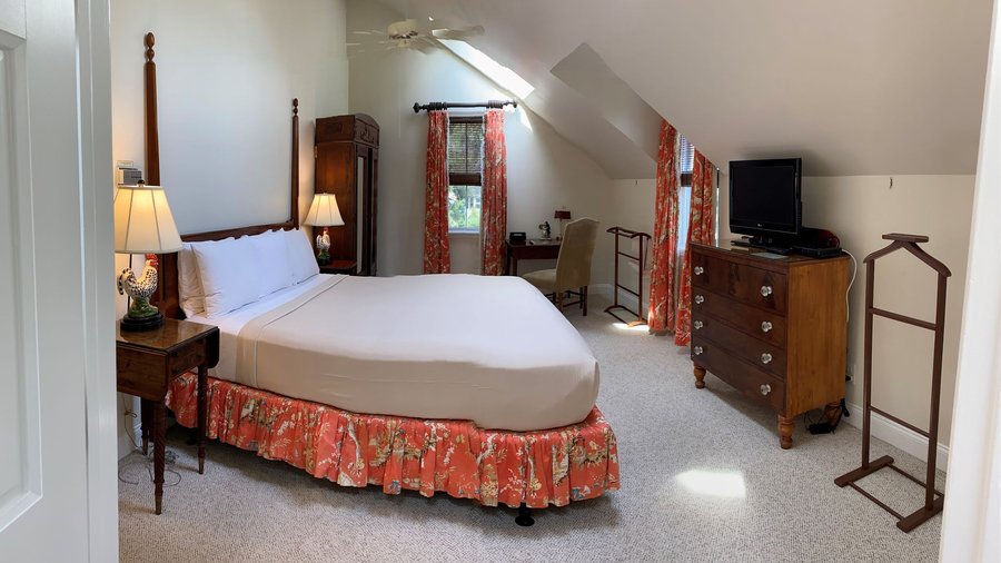Delaware's Inn at Montchanin re-lists after sale falls through ...