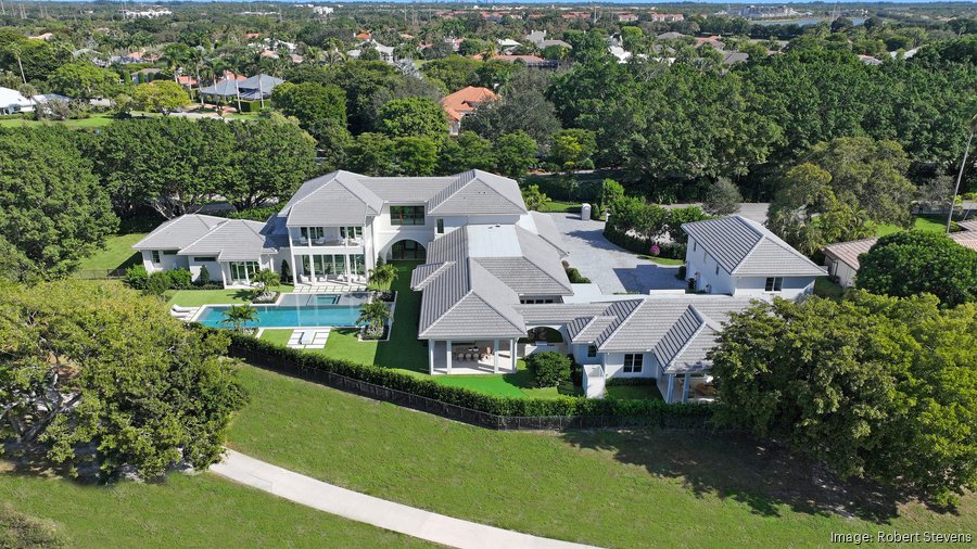 Carlos Hank Gonzalez from billionaire Mexican family buys Wellington ...