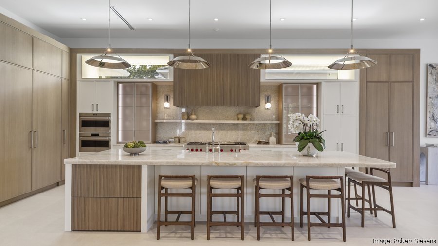 Carlos Hank Gonzalez from billionaire Mexican family buys Wellington ...
