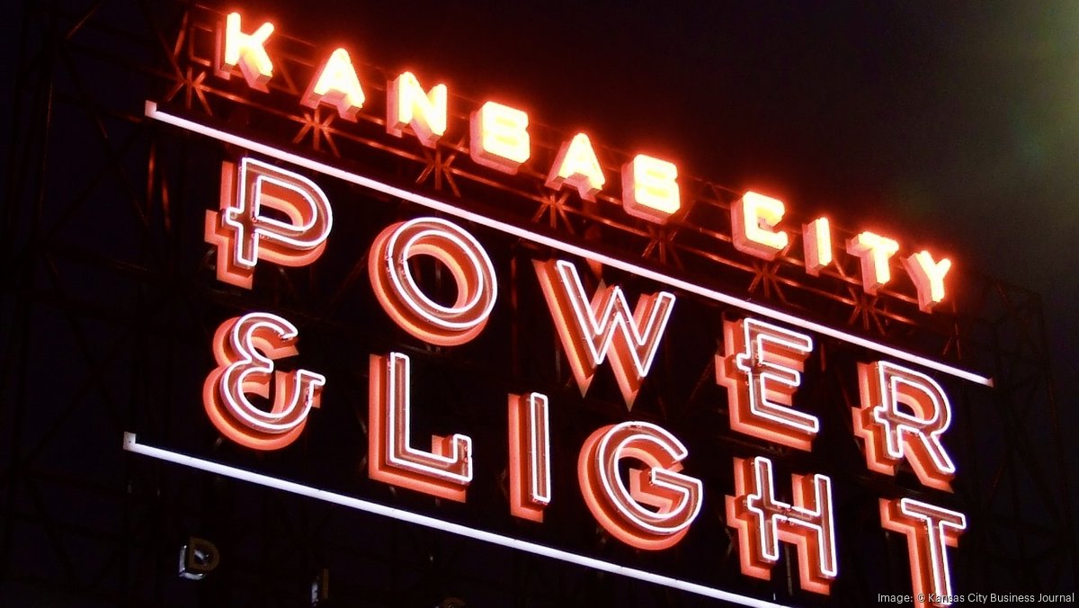 CardVault by Tom Brady will open in KC's Power & Light District ...
