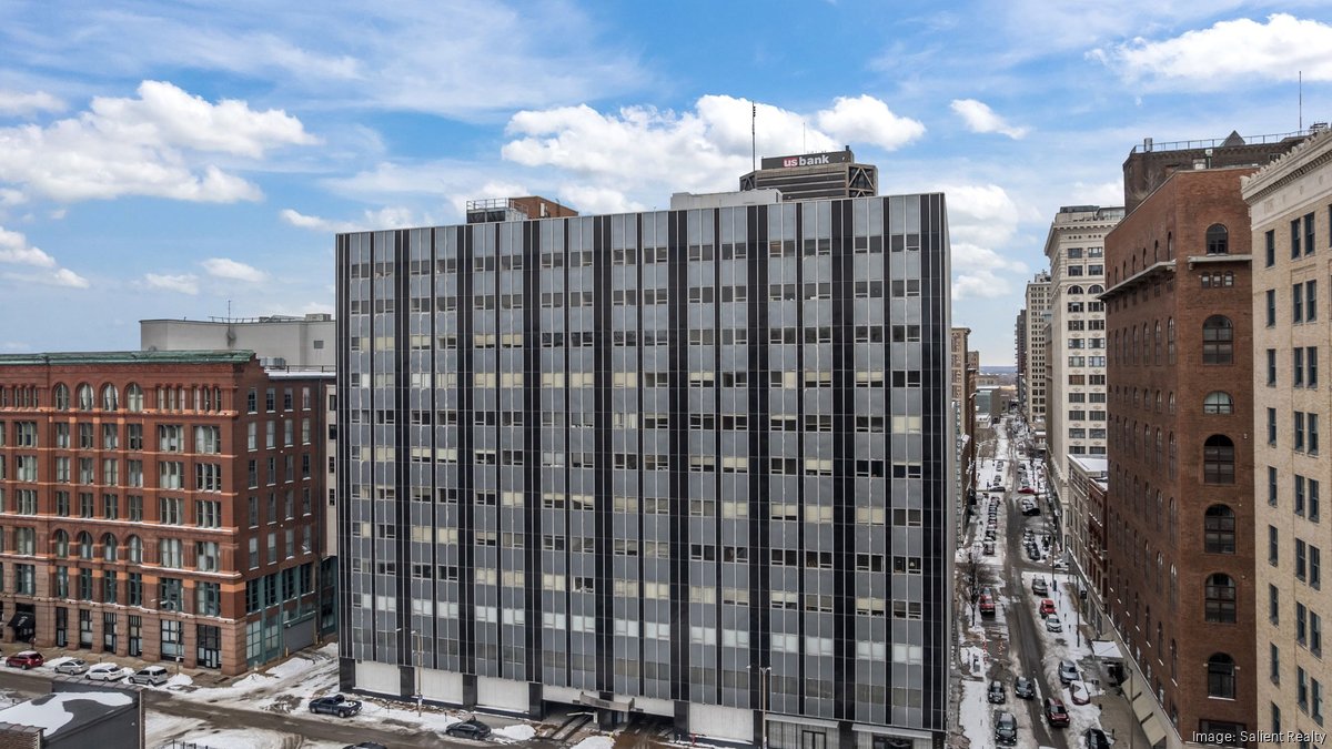 Downtown St. Louis office building at 1015 Locust hits market - St ...