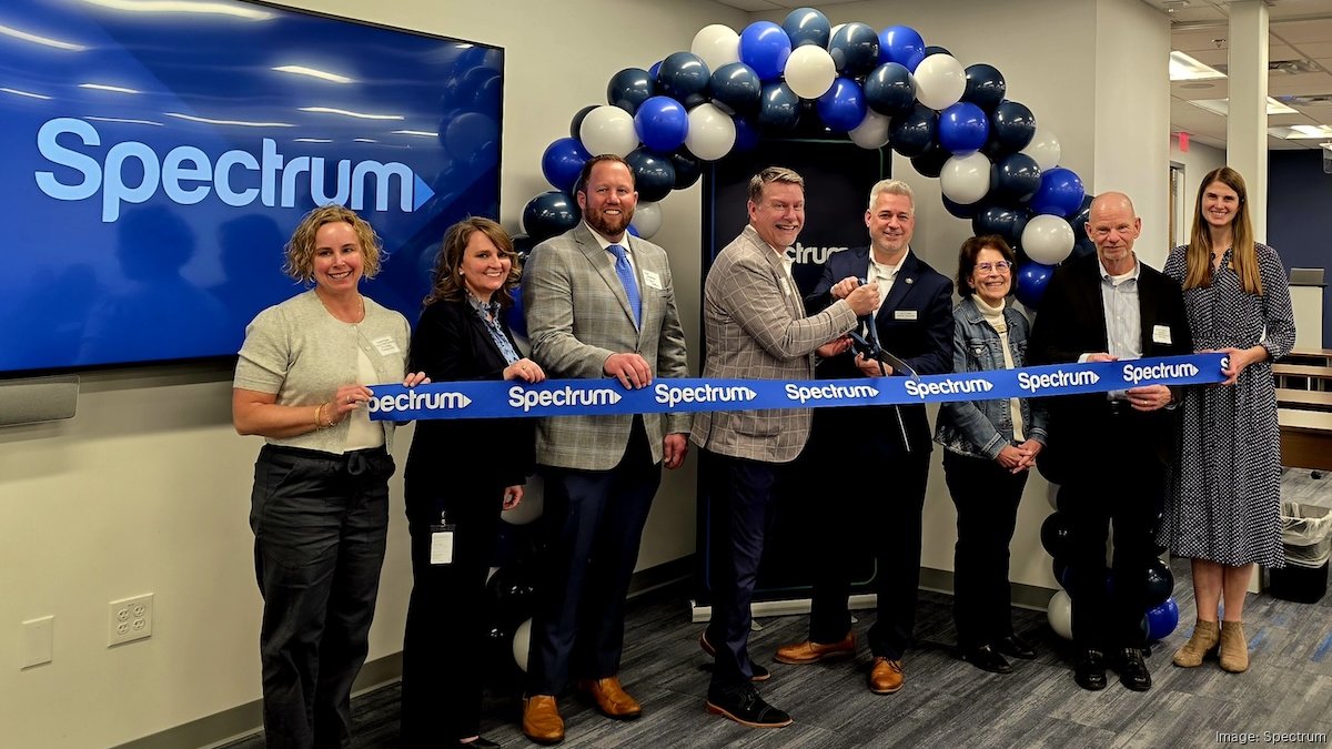 Spectrum opens 30,000-square-foot regional office in Hudson - Cleveland ...