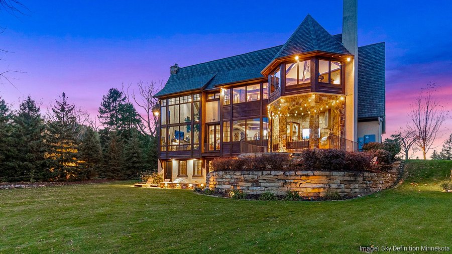 Lake Minnetonka home lists for $4.195 million on Palmer Pointe ...