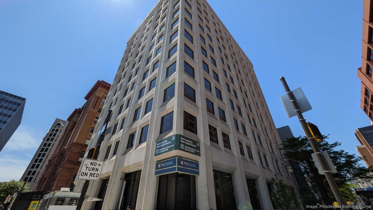 400 Market welcomes first residents following office conversion ...