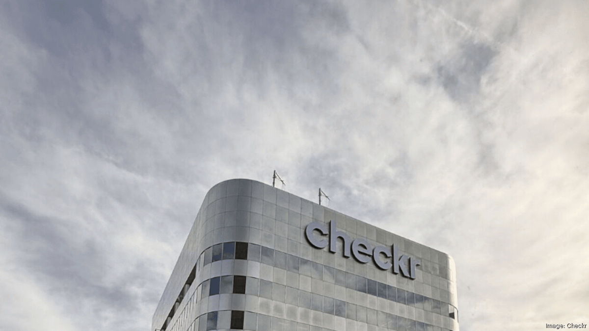 Checkr expands in downtown Denver, moves into new office - Denver ...