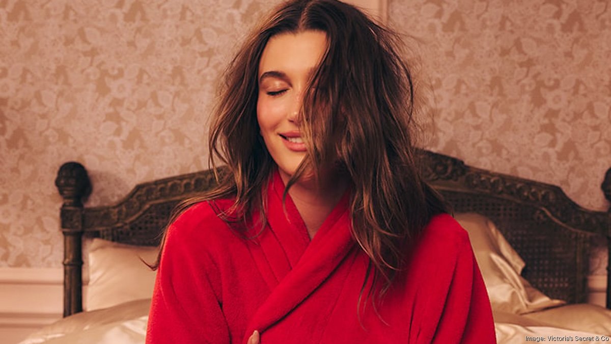 Victoria's Secret expects sales to surpass $7B as customers grow - The ...