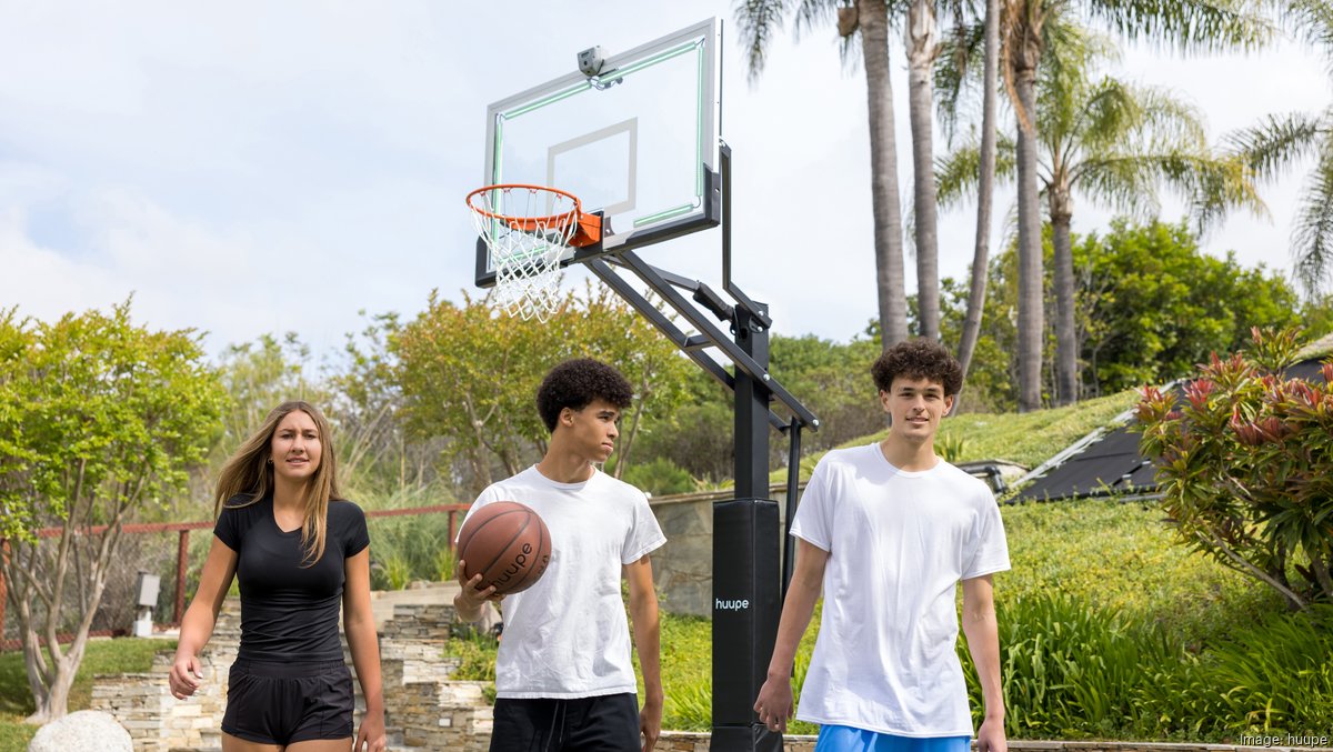 Huupe reimagines in-ground smart basketball hoop - Milwaukee Business ...