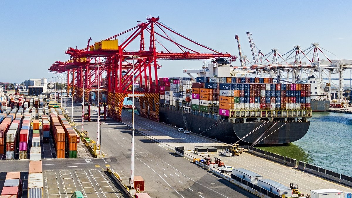 Mitigating disruption: How will evolving global trade dynamics impact ...