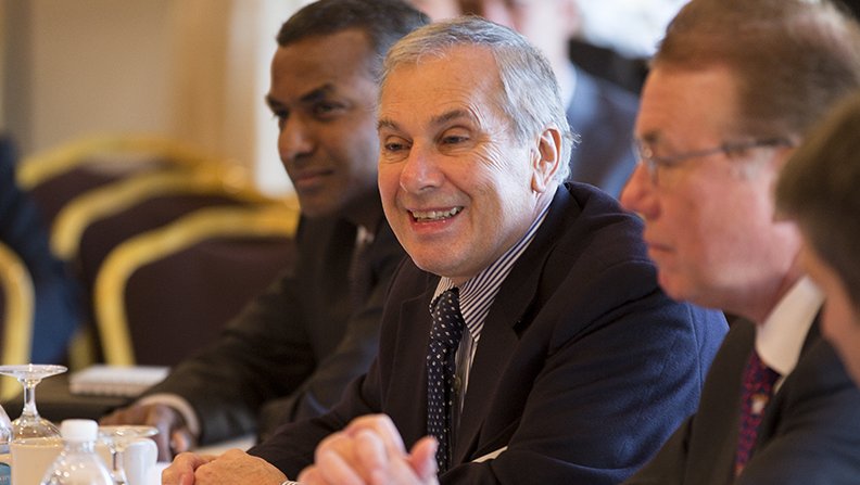 Founding dean of UWM Freshwater School to retire, but will retain Water ...