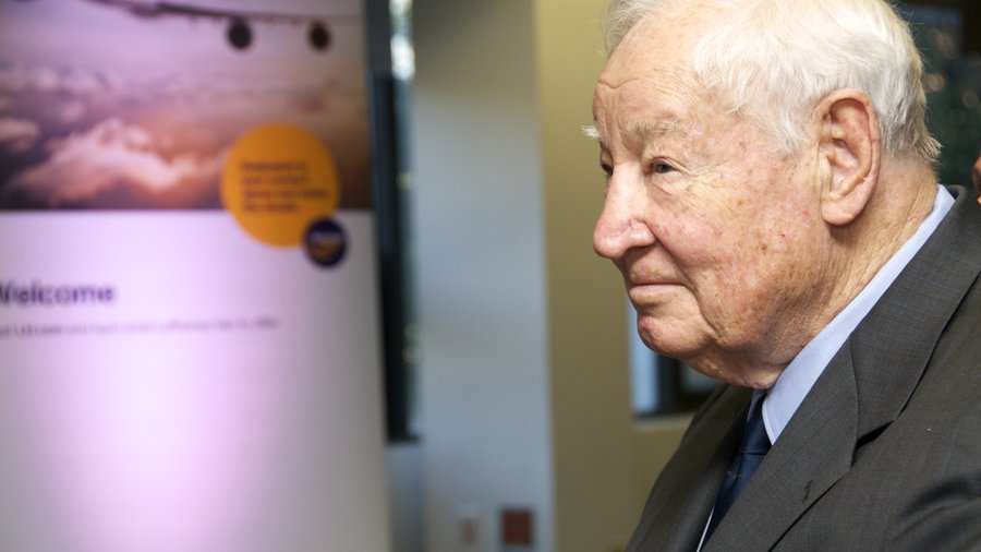 Famed Boeing engineer, lead designer of the 747, dies at age 95 ...