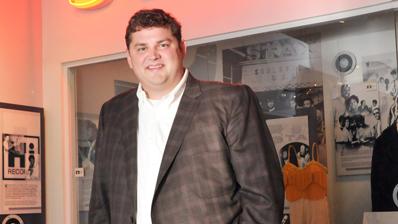 Chef Kelly English looks to buy Earnestine & Hazel's - Memphis Business ...