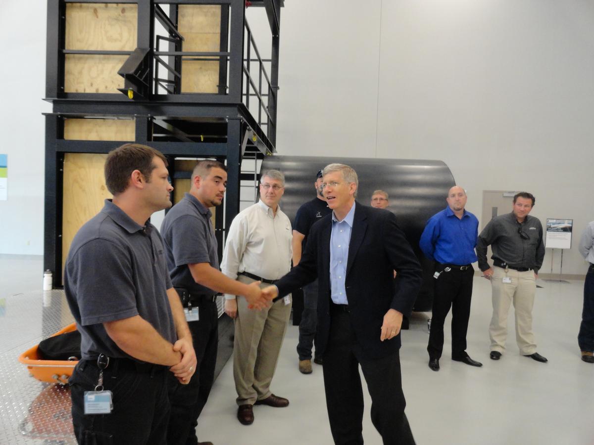 See inside: U.S. Dept. of Energy’s second in command tours Siemens in ...