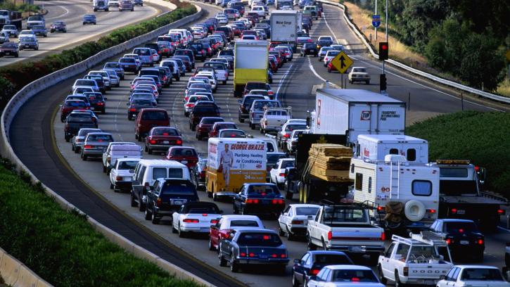 Tackling Nashville’s highway traffic: One lower-cost option to light ...