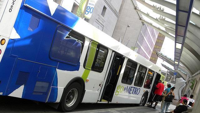 Metro debuts app for Cincinnati bus riders - Cincinnati Business Courier