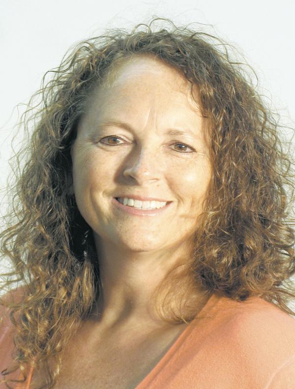 People who make Hawaii work: Debbie Hernandez - Pacific Business News