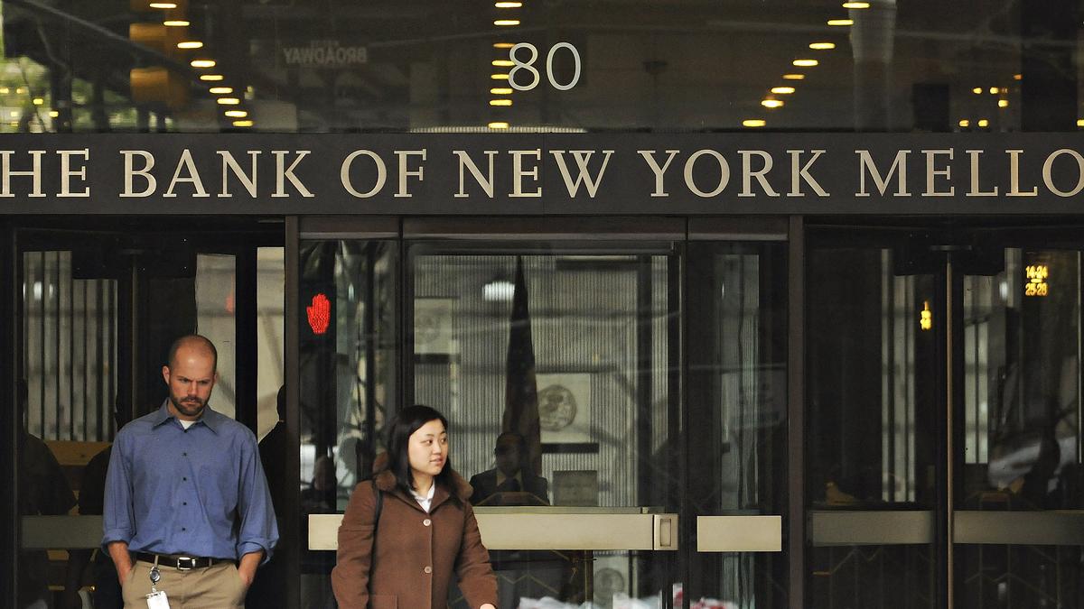 New York bank looks to consolidate Florida office space - Orlando ...