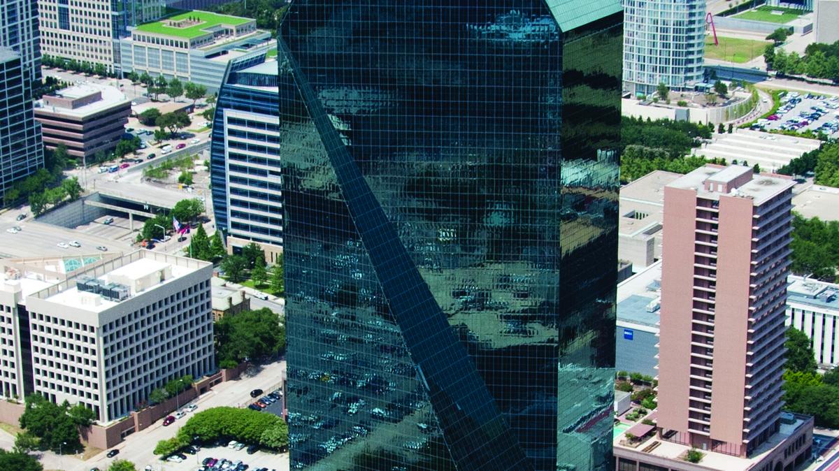 JP Morgan Chase places iconic Fountain Place skyscraper on the market ...