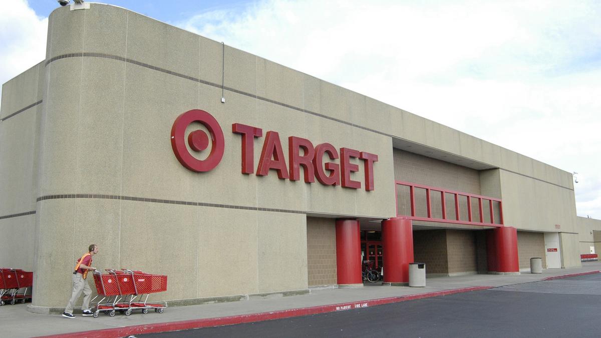 Target discloses massive data breach involving shoppers’ credit cards ...