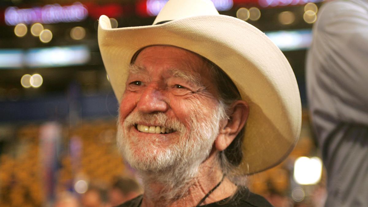 Nelson, Vaughan among first inductees into ACL Hall of Fame - Austin ...